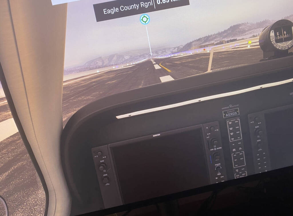 Flight screens go black upon starting a flight - Aircraft & Systems ...