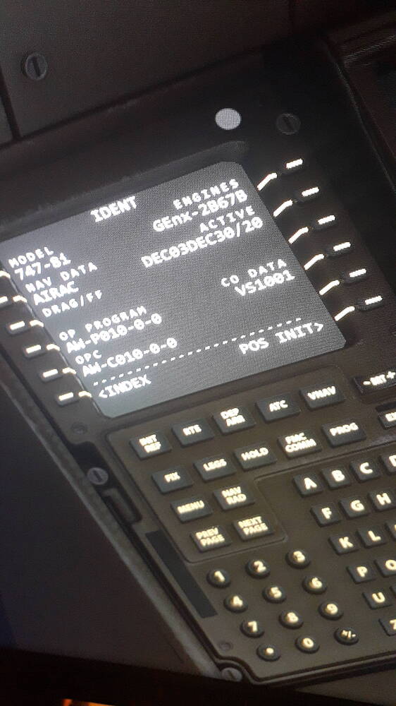 Boeing 747-8: MCDU/FMC Black Blank Screen - Aircraft & Systems ...