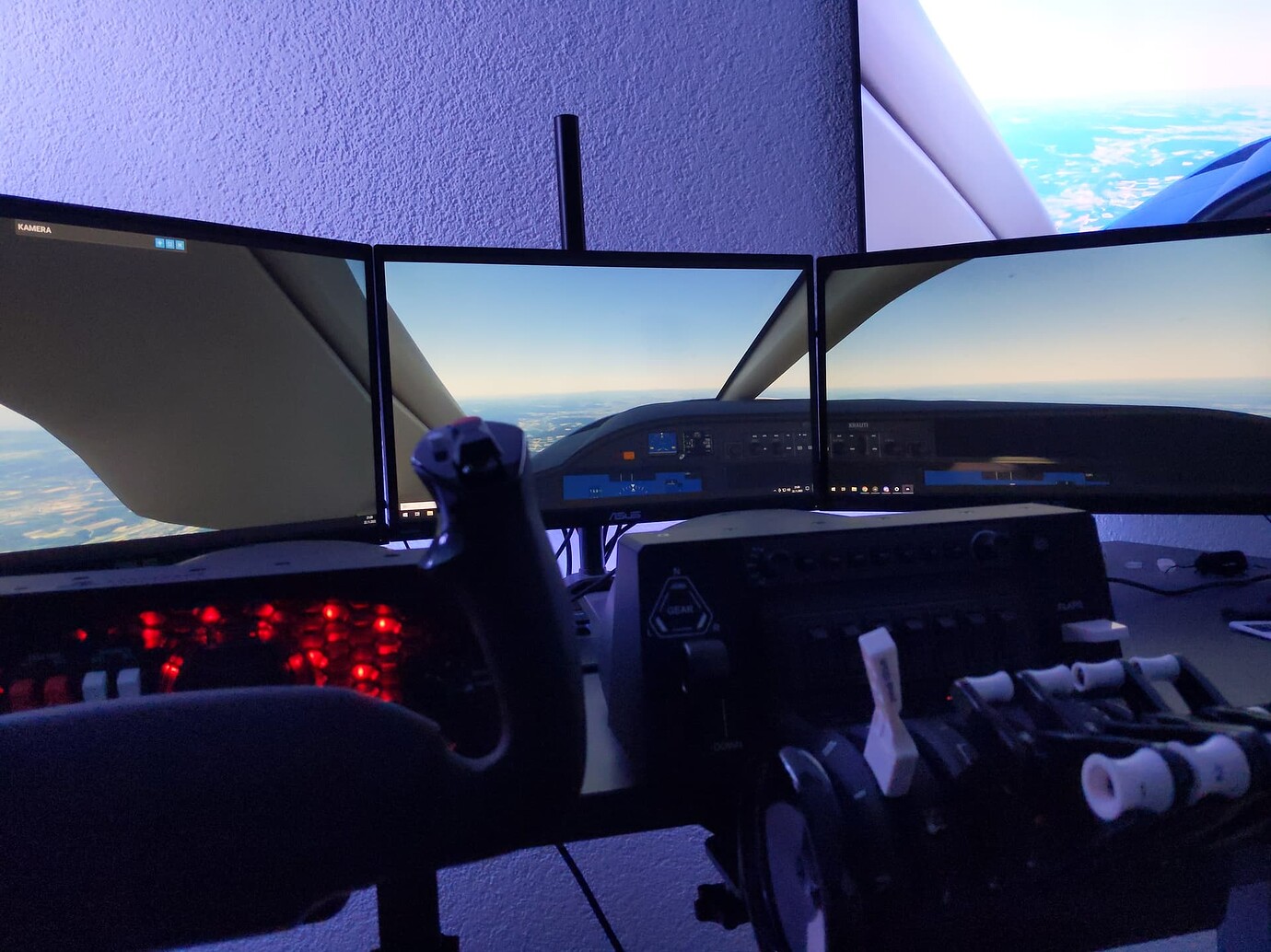 Shared cockpit/multiplayer - #367 by PilotKrauti - Wishlist - Microsoft Flight Simulator Forums