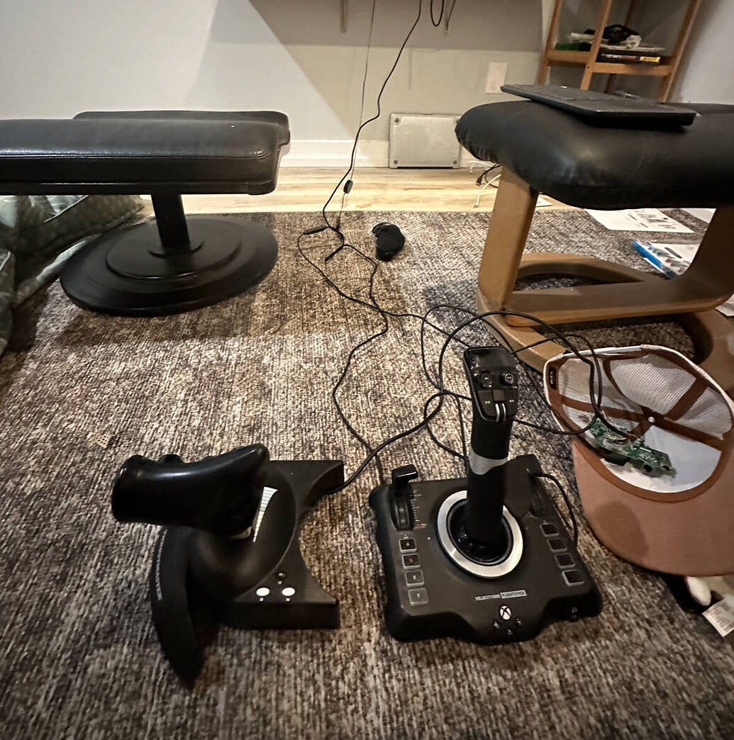 Standalone Throttle for XBOX - Hardware & Peripherals - Microsoft Flight Simulator Forums