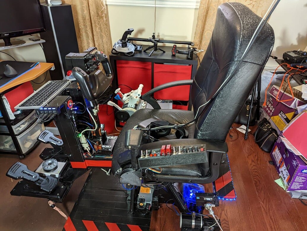 DIY Motion Simulator VR Cockpit project + universal modular controls ...