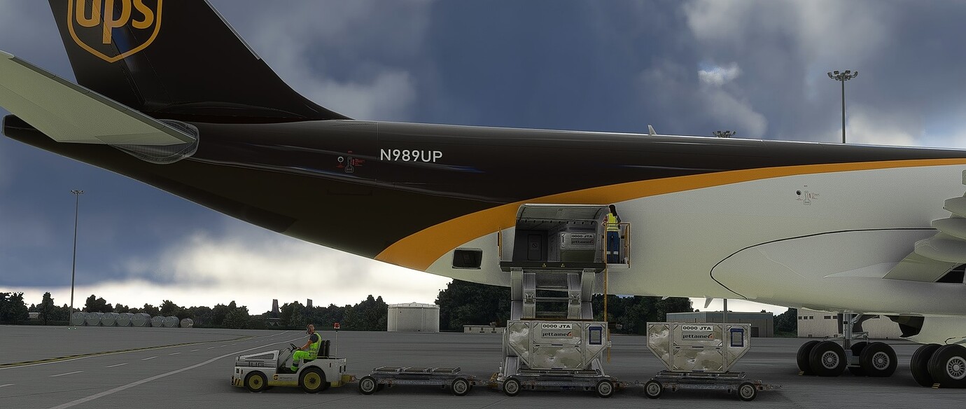 Getting the Headwind A330 Ready for a Cargo Flight, GSX Pro, Air Hauler ...
