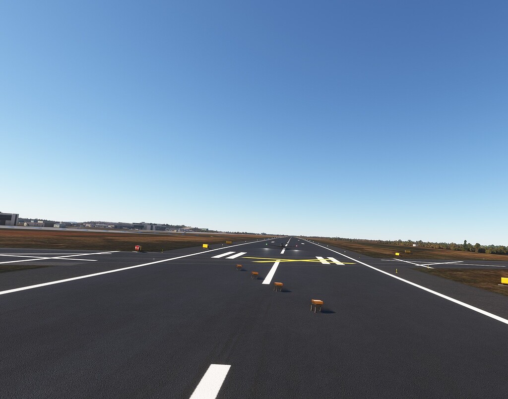 Objects on Runway 23 of MMHO - Resolved - Microsoft Flight Simulator Forums