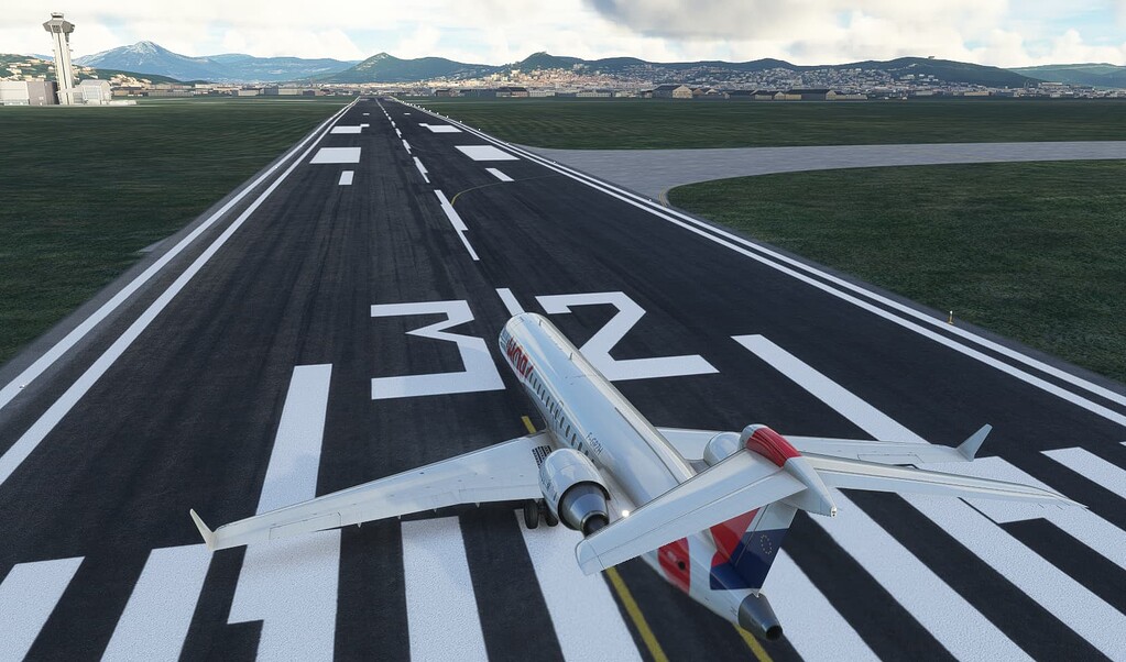 LFTH duplicate runway markings - Airports - Microsoft Flight Simulator ...