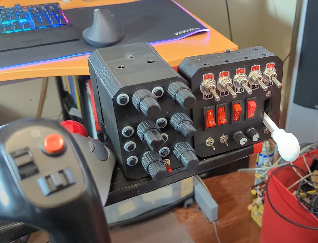 DIY Motion Simulator VR Cockpit project + universal modular controls ...