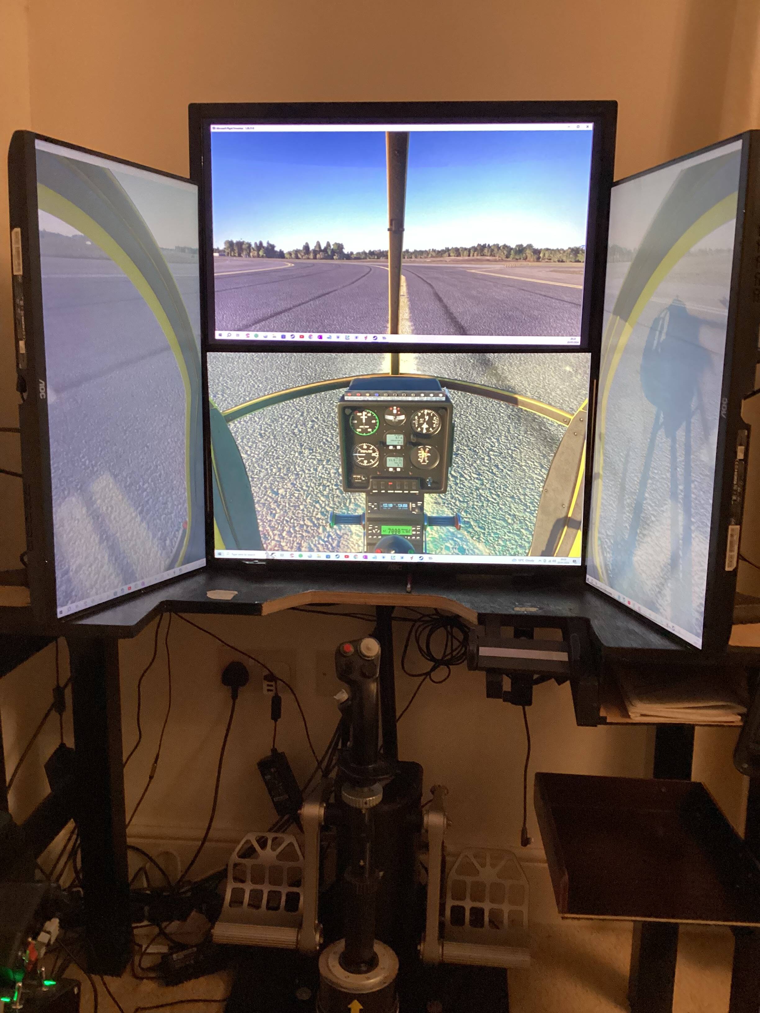 Multi screens for helicopters - Home Cockpit Builders - Microsoft ...