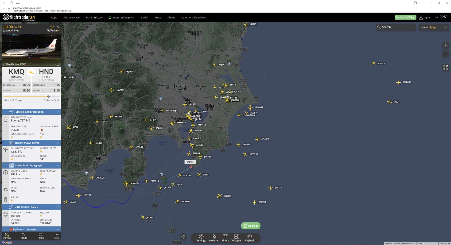 Since SU11, Live Traffic now flies without any reference to real-world ...