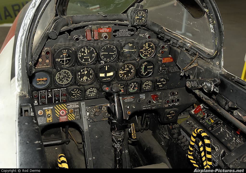 iniBuilds T-33 Jet Trainer - Aircraft - Microsoft Flight Simulator Forums