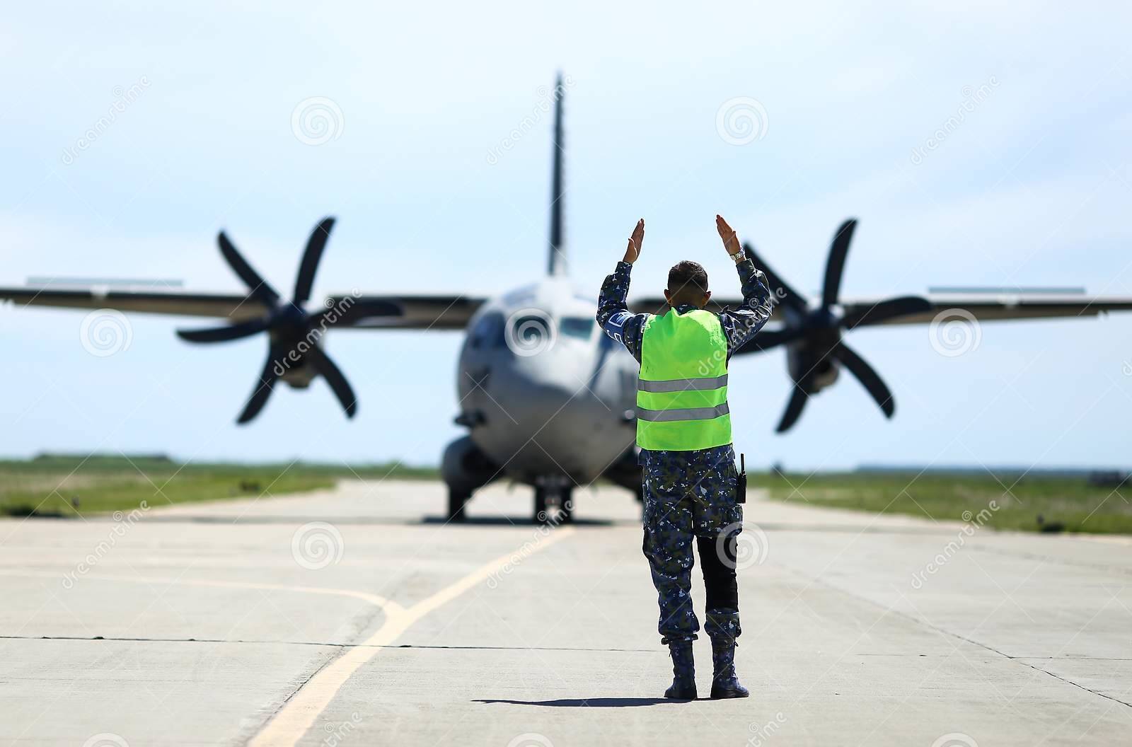 Incorrect positioning of marshallers - Scenery and Airports - Microsoft ...