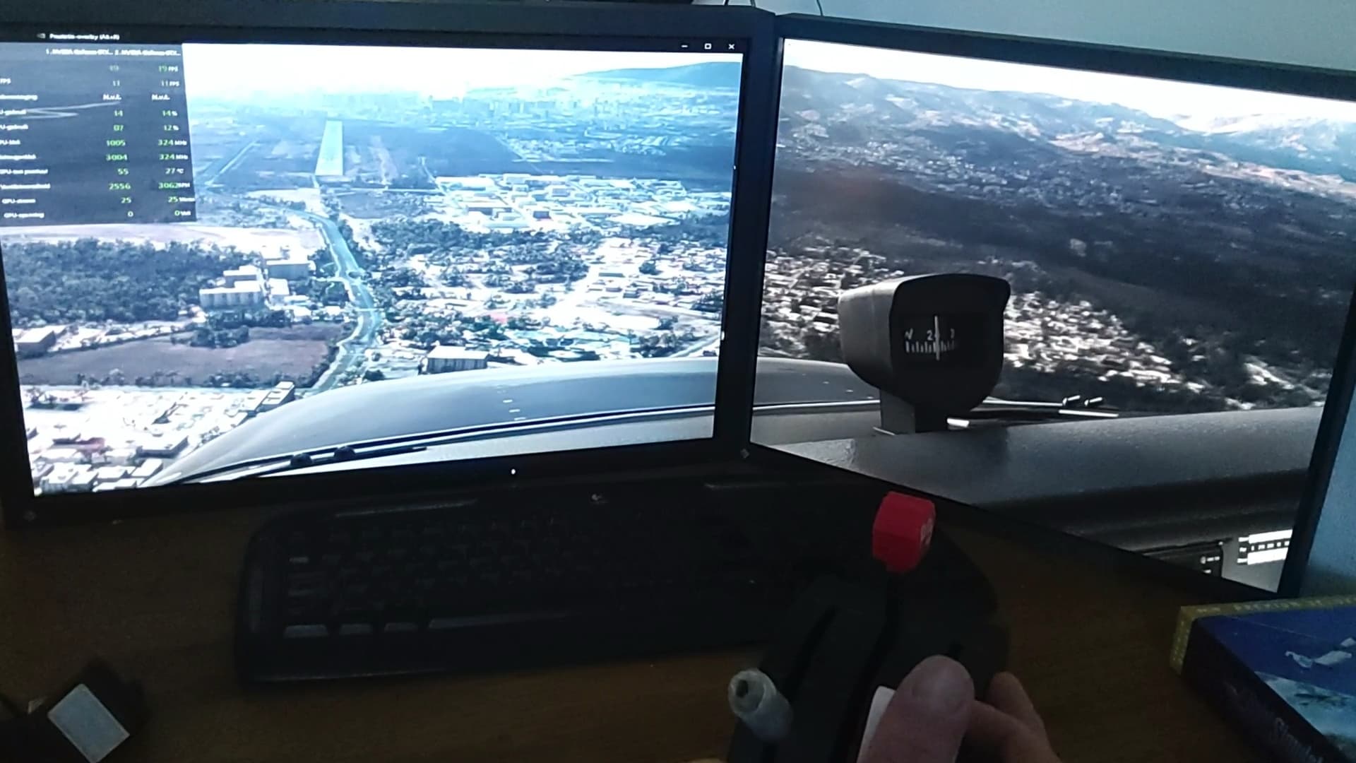 Disappointed with multi monitor support - need a reality check - Home Cockpit Builders ...