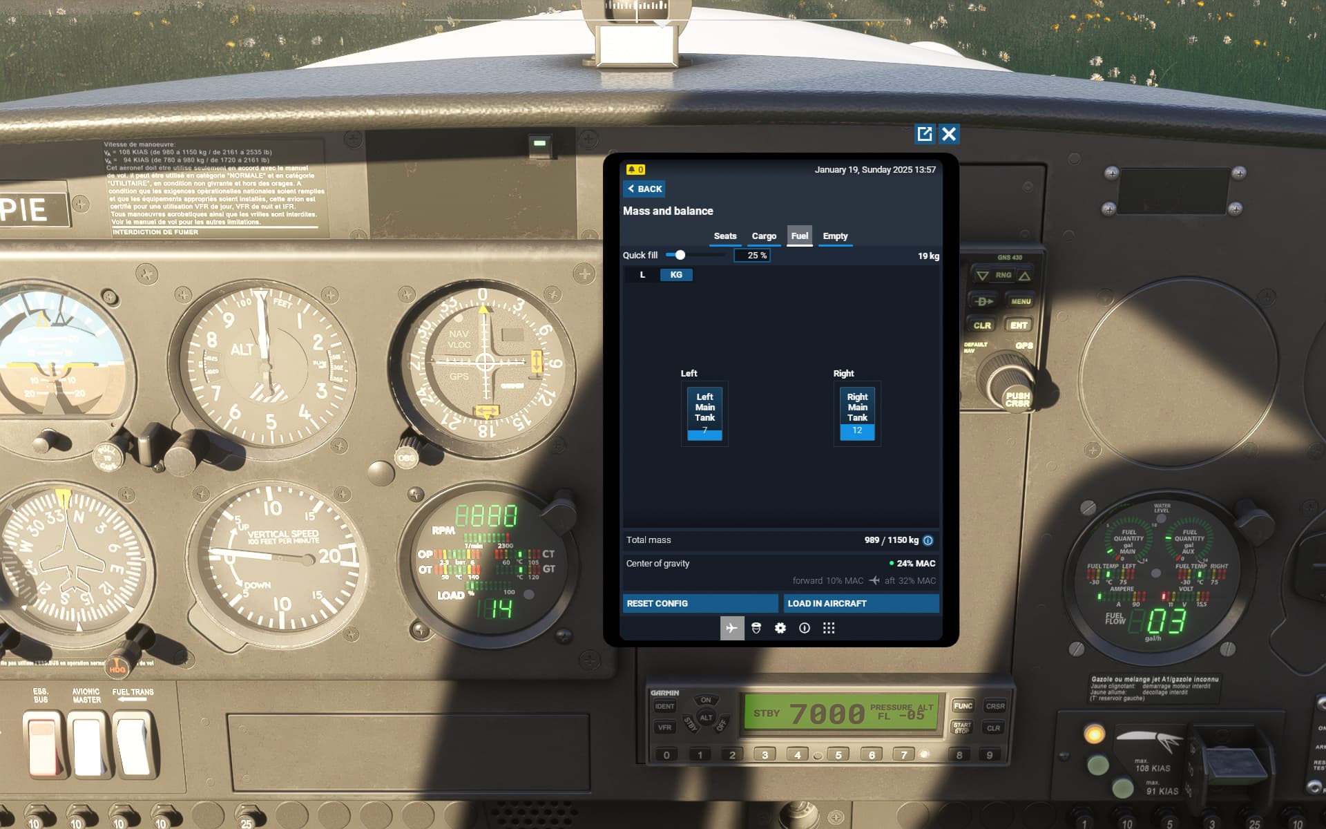Diamond DA40 TDi - Fuel Transfer switched set to Avionics Master ...