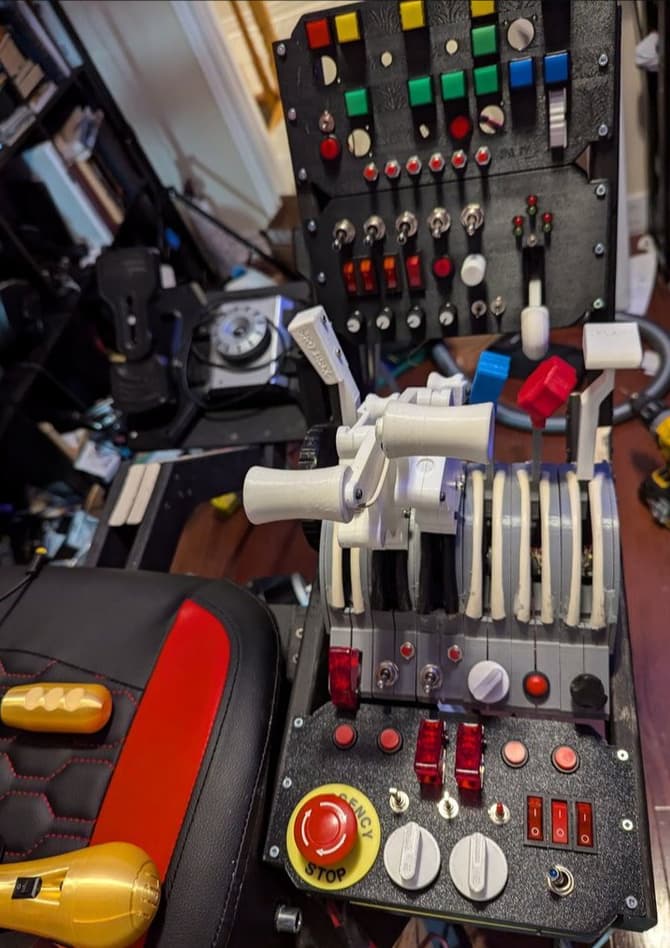 DIY 6DOF Motion Simulator VR Cockpit project + pendular yoke, throttle ...